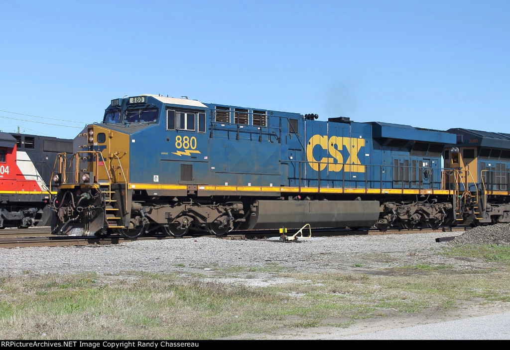 CSX 880